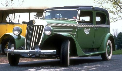 Gilmore Museum scouts for Checker memories - Old Cars Weekly